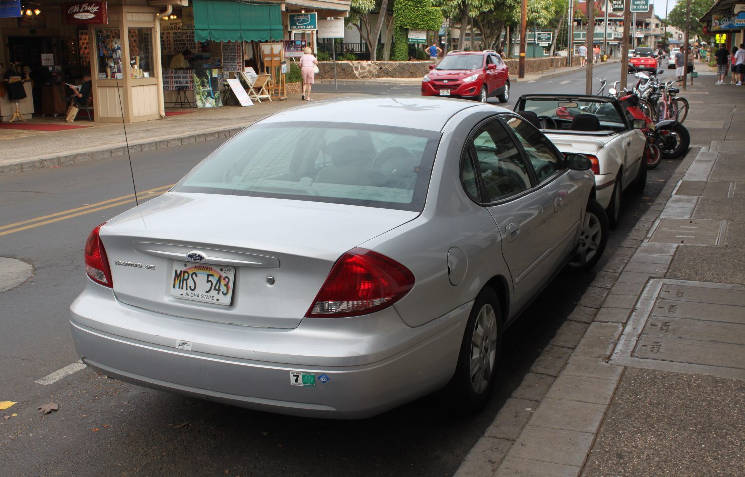 Ford Taurus technical specifications and fuel economy